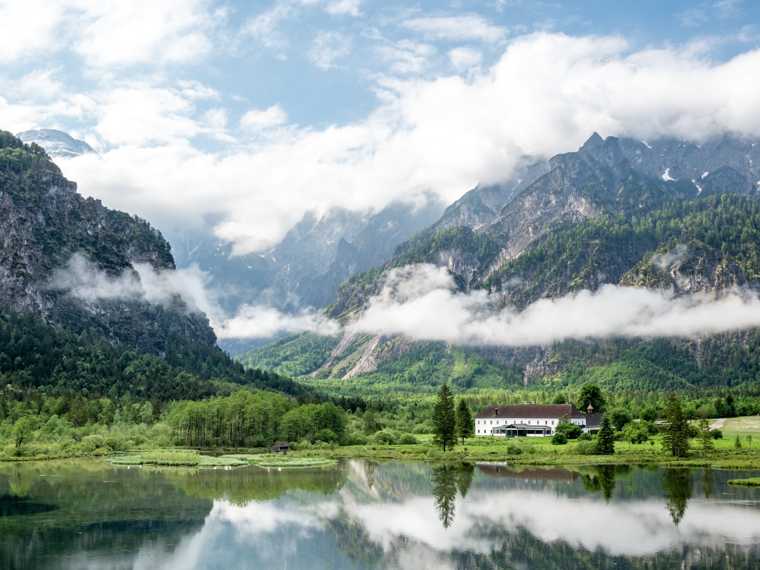 12 najkrajších jazier v Rakúsku - Travelhacker.blog